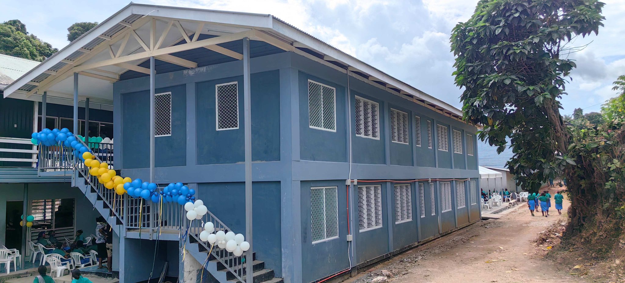 HCC praises Mbokonavera CHS for new classroom building | Theislandsun